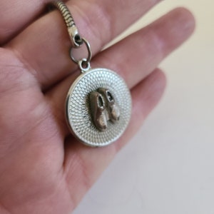 Vintage Circa 1960's Men's Shoes Keychain Fob With Cash Box Key ...