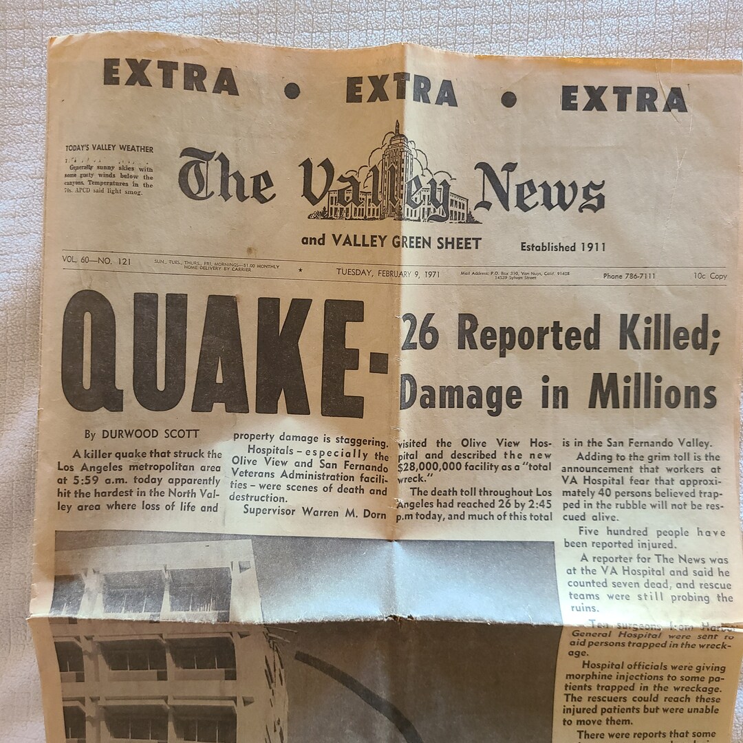 Vintage Original Newspaper the Valley News extra - Etsy