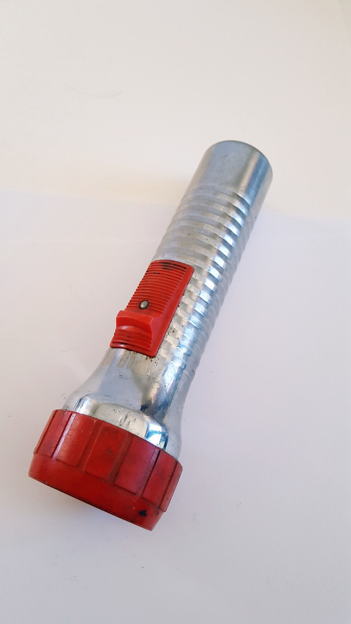 Vintage Circa 1960's Unmarked D Cell Flashlight With Red Safety Head ...