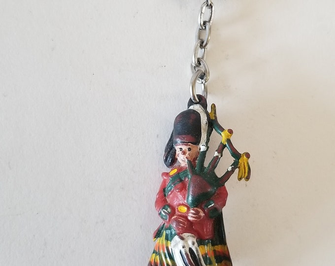 Vintage Circa 1960's Souvenir of Scotland Keychain Features an Iconic ...