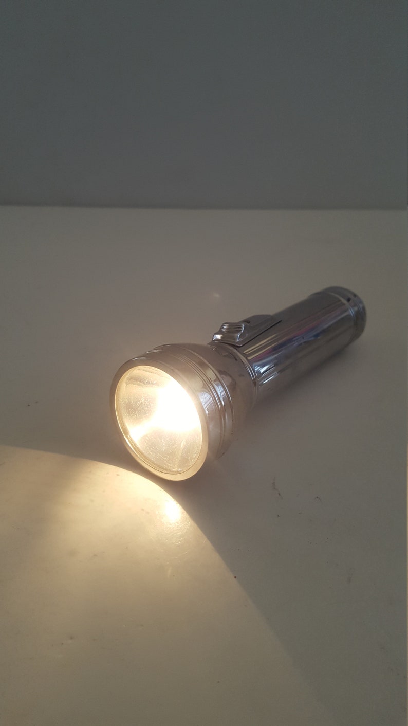 Vintage Unmarked USA Made Baby C Cell Flashlight With Glass - Etsy