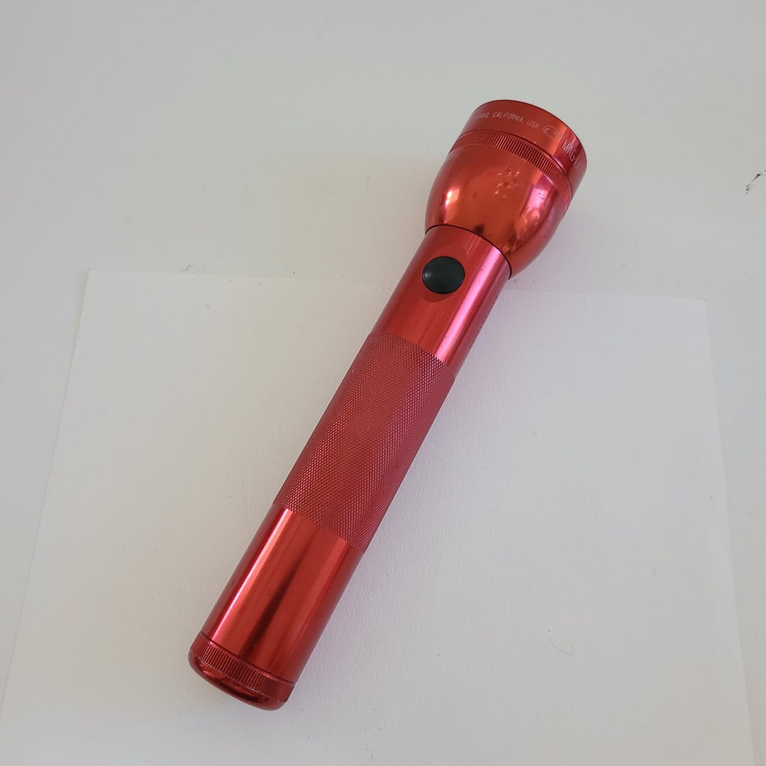 Vintage Circa 1990's Maglite Red Color Aluminum Flashlight, Accepts 2 D ...