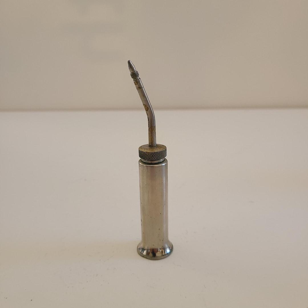 Vintage Circa 1930's Valvespout Oiler, One Drop at a Time. Firearms ...