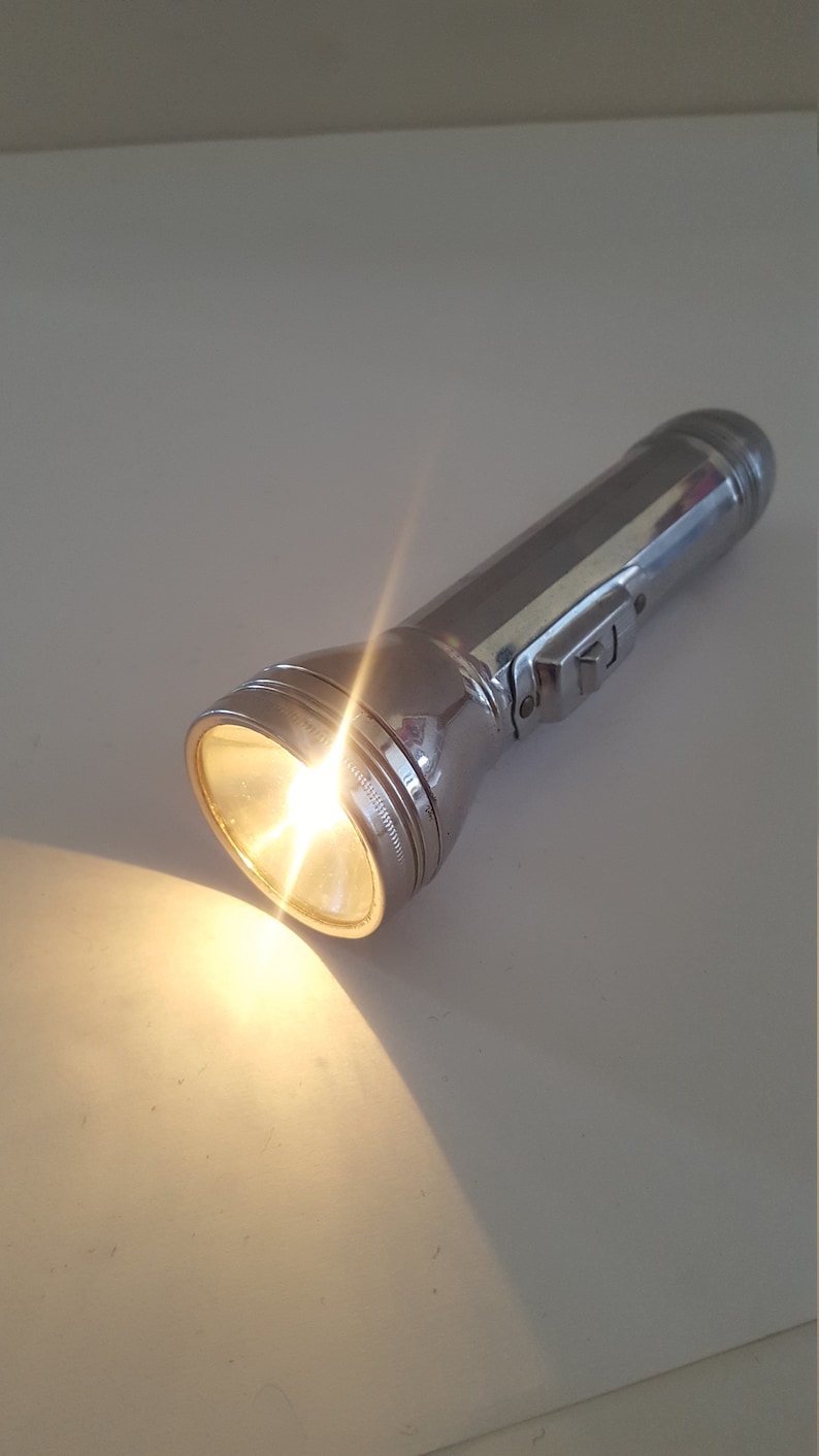 Vintage Unmarked USA Made Baby C Cell Flashlight With Glass | Etsy