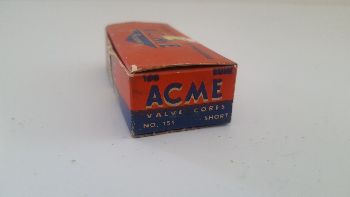 Vintage 1950's Box of 97 Acme Valve Cores short No.151 - Etsy