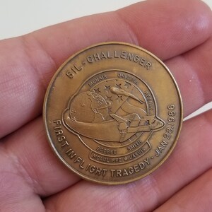 Vintage Souvenir Medallion/coin Space Shuttle Challenger First Inflight ...