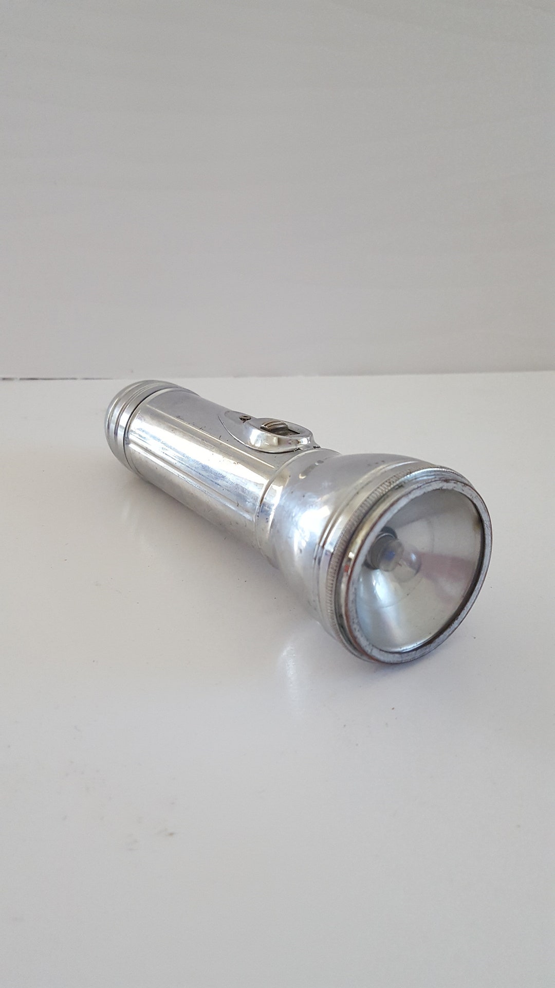 Vintage Circa 1950's Atomic Age Design USA Made Flashlight, Working ...