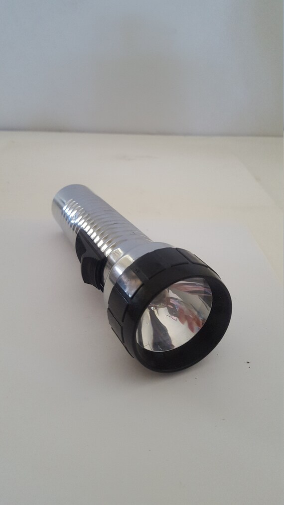 Vintage Unmarked 1960's D Cell Battery Flashlight Black | Etsy