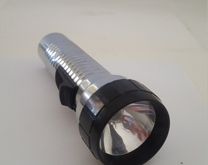 Vintage Unmarked 1960's D Cell Battery Flashlight Black - Etsy