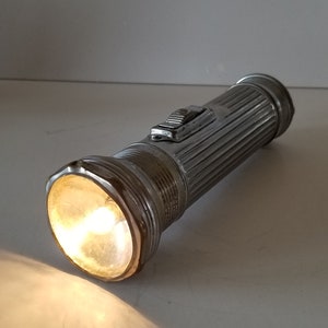 Vintage 1935 Art Deco Design Lightmaster Flashlight, Chromed Brass Case ...