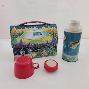 Vintage 1967 Lost in Space Lunchbox With Thermos - Etsy