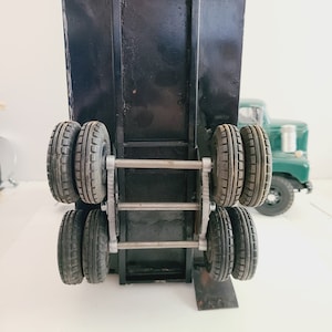 Vintage Circa 2000 Scale Model 1953/54 International Harvester RDFC-405 ...