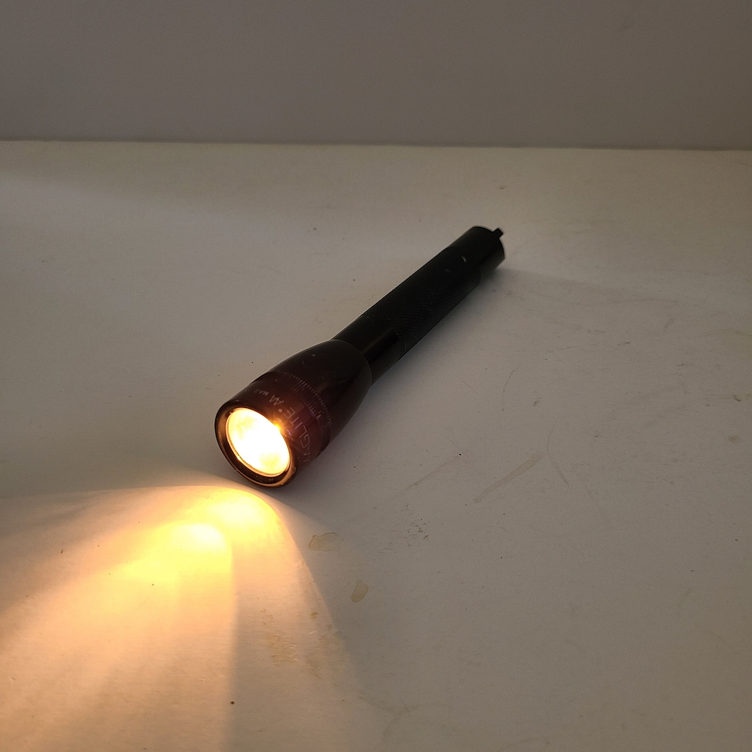 Vintage Circa 1990's Mini Maglite LED Flashlight in Used Condition With ...