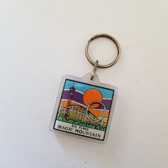 Vintage circa 1980's Six Flags Magic Mountain lucite … - Gem