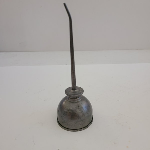 Small Thumb Oil Can - Etsy