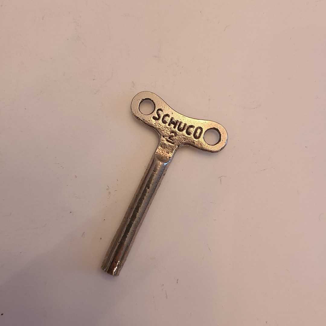 Vintage Original Schuco No.2 Long Shaft Wind up Key for Clockwork Toys ...