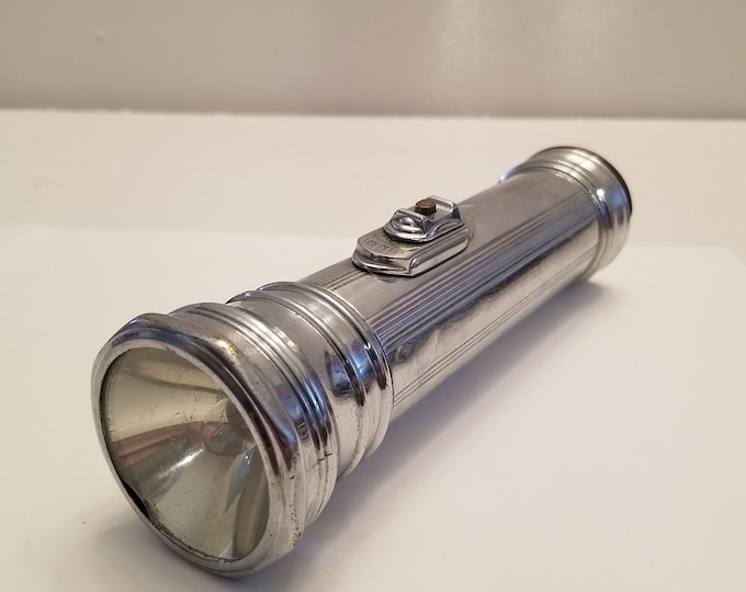 Vintage Circa 1990's Plastic Eveready Working Flashlight - Etsy