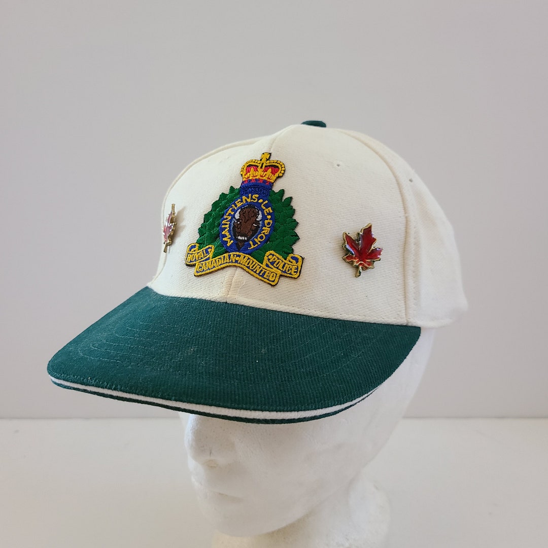 Vintage Circa 2000 Royal Canadian Mounted Police Hat Crest, Gendarme ...