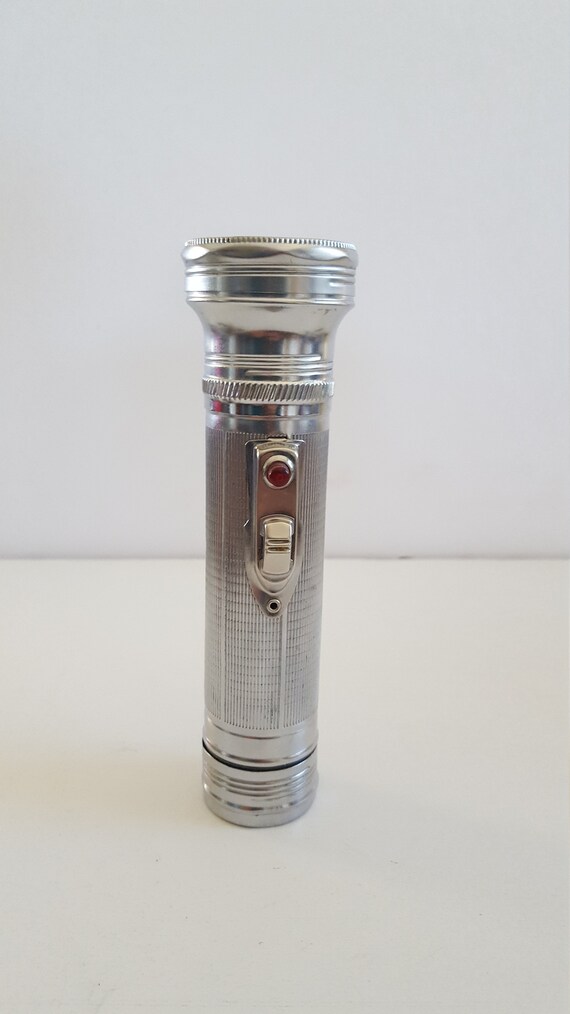 Vintage Circa 1970's Hong Kong Made Unmarked Flashlight - Etsy