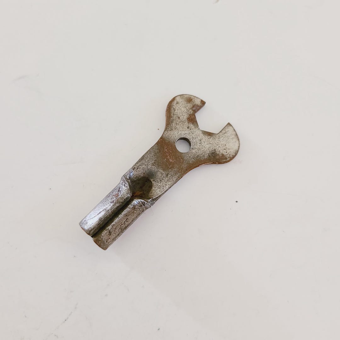 Vintage Rolled Steel Roller Skate Key, Unmarked Alternate Style Over ...