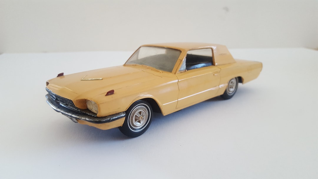Vintage 1966 Ford Thunderbird Promo Car - Philco NT-11 Model (1/24 ...