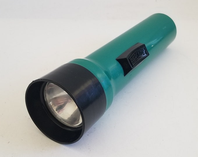 Vintage Circa 1990's Plastic Eveready Working Flashlight - Etsy