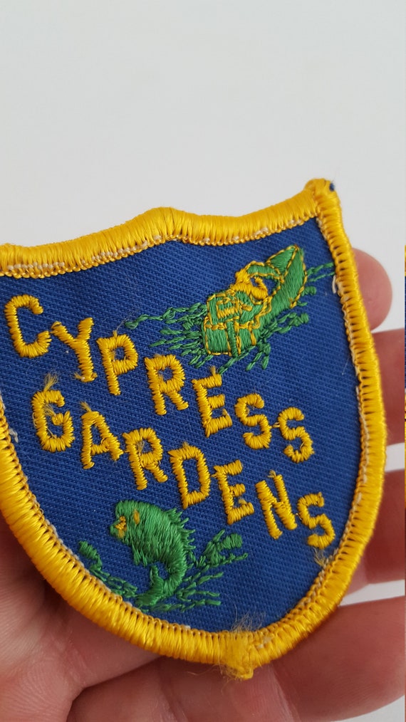 Vintage circa 1960's destination travel patch, Cypres… - Gem