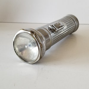 Vintage 1935 Art Deco Design Lightmaster Flashlight, Chromed Brass Case ...