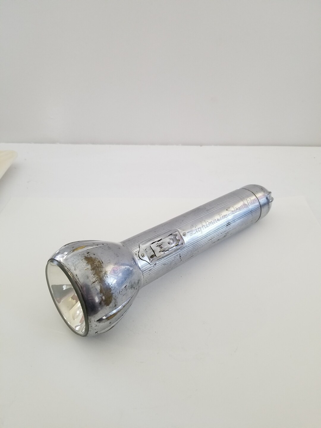 Vintage 1930s Lightmaster Streamlite Flashlight: Art Deco Chromed ...