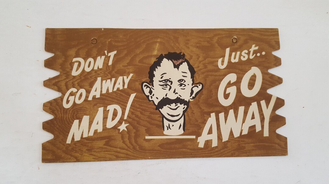 Vintage Circa 1960's komic Kard It's a Post Card It's a Plak Faux Wood ...