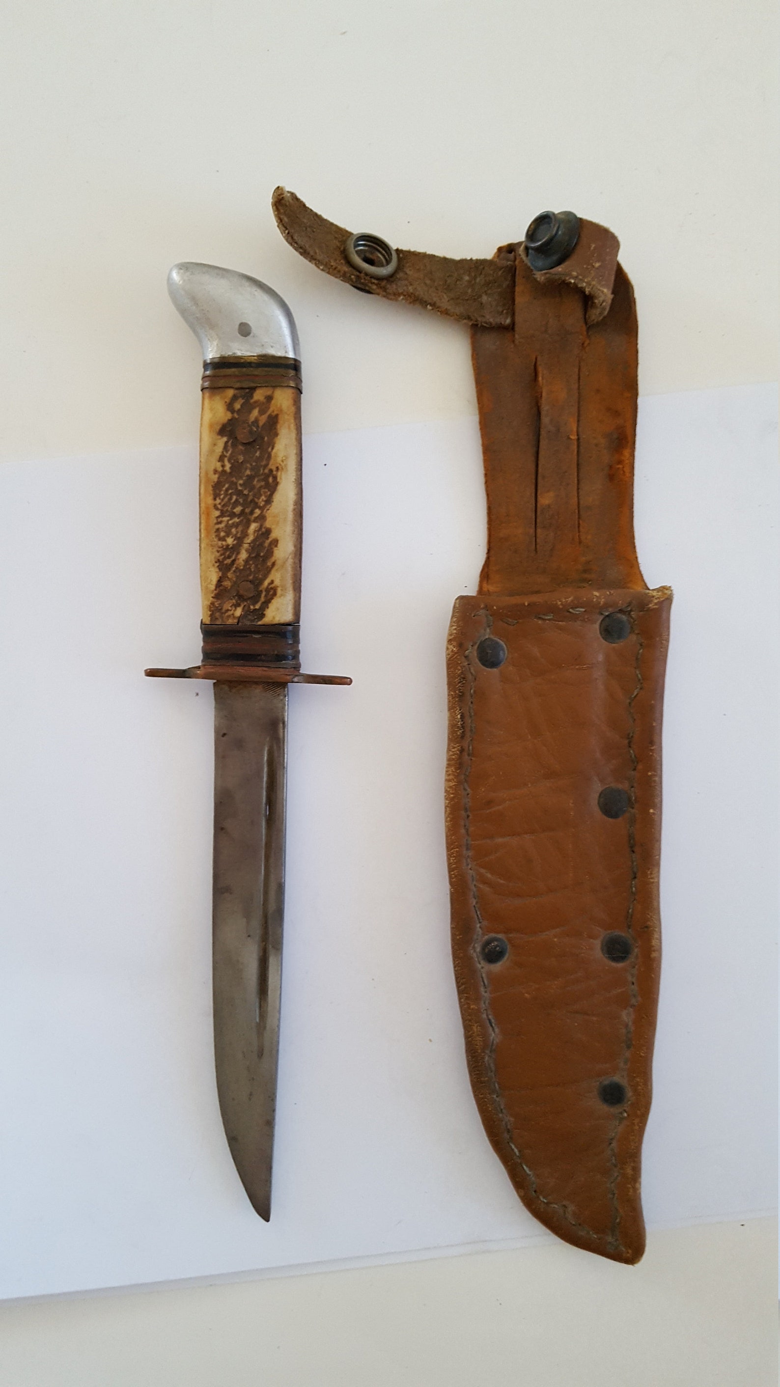 Vintage Circa 1950's Hunting Knife, Fixed Blade With Leather Sheath ...