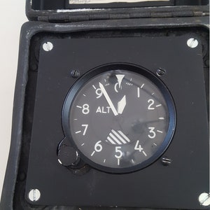 Vintage Circa 1960's Portable Altimeter 50,000 Feet by Aero-systems ...