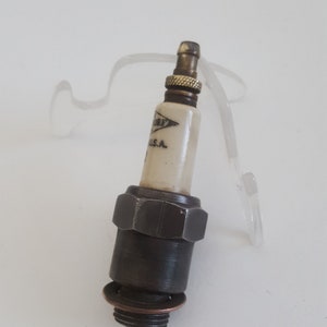 Antique Circa 1921 Splitdorf No.22 Spark Plug Made in USA Nice ...