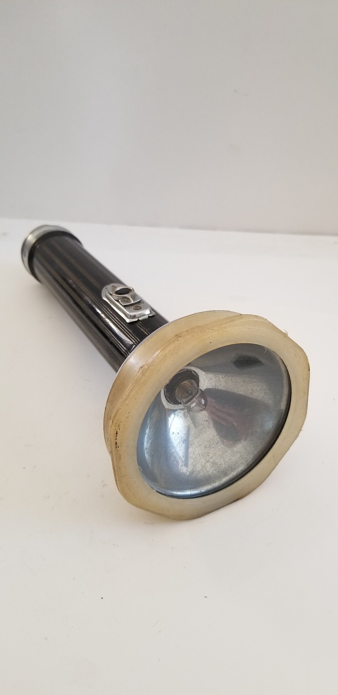 Vintage Circa 1954 Eveready No.2352 3 Cell Flashlight, Durable "safety Glo" Head Ring, Brass ...