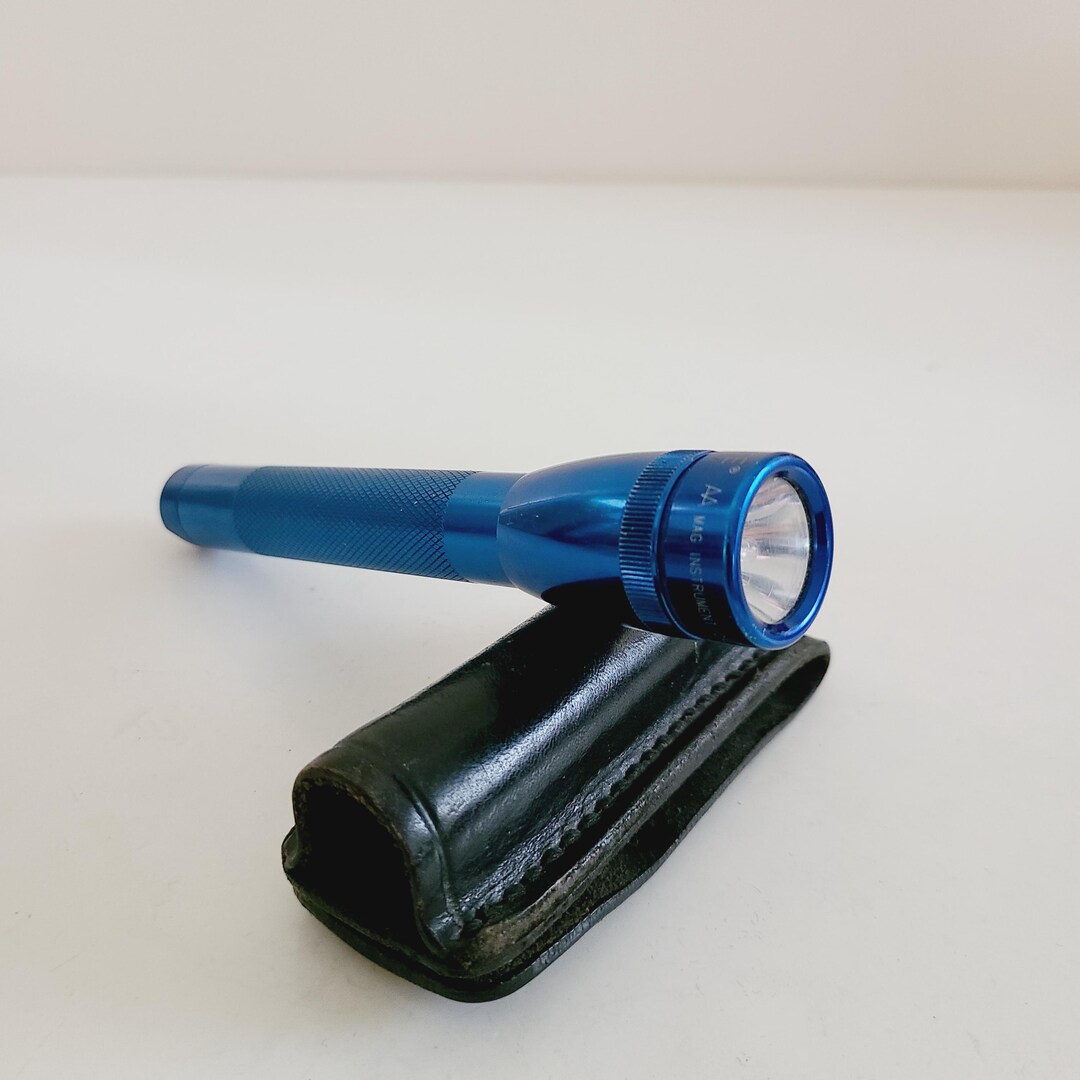 Vintage Mini Maglite Flashlight: Blue Aluminum With Leather Holder - Etsy