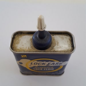 Vintage Circa 1960's Can of Liquid Graphite Lock-ease in a 1948 Design ...
