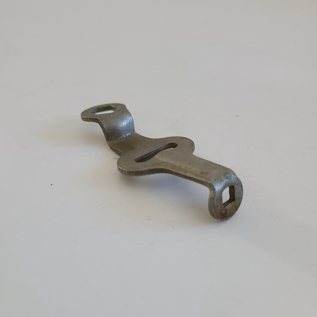 Vintage 1950's Roller Skate Key, Its Not Been Cleaned and is in Good ...
