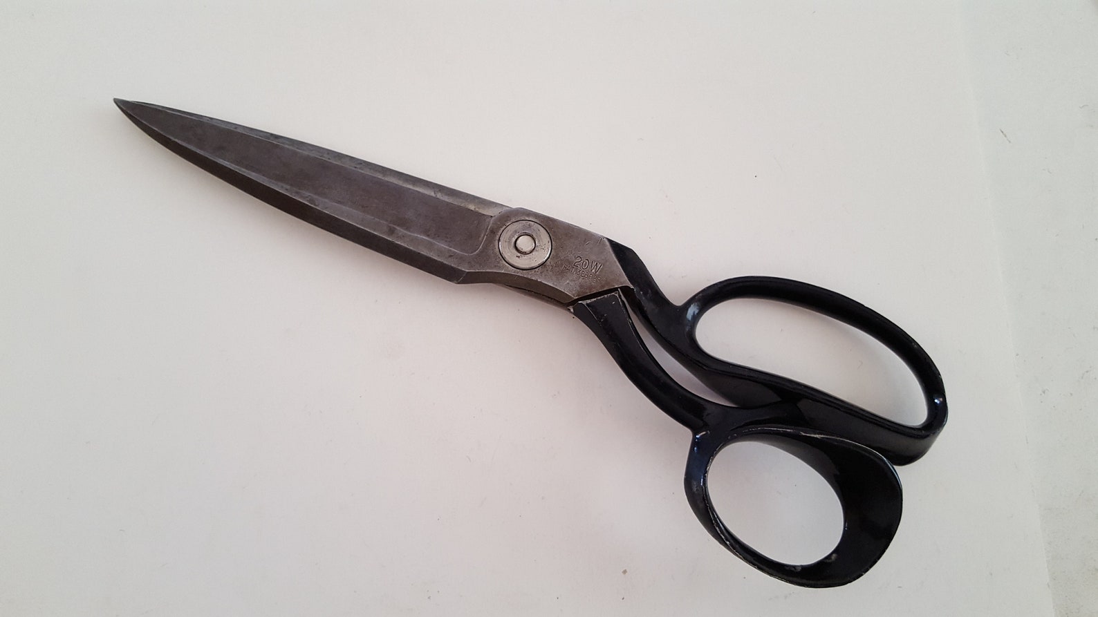 Vintage pair of Wiss Industrial Inlaid No. 20W scissors shop | Etsy