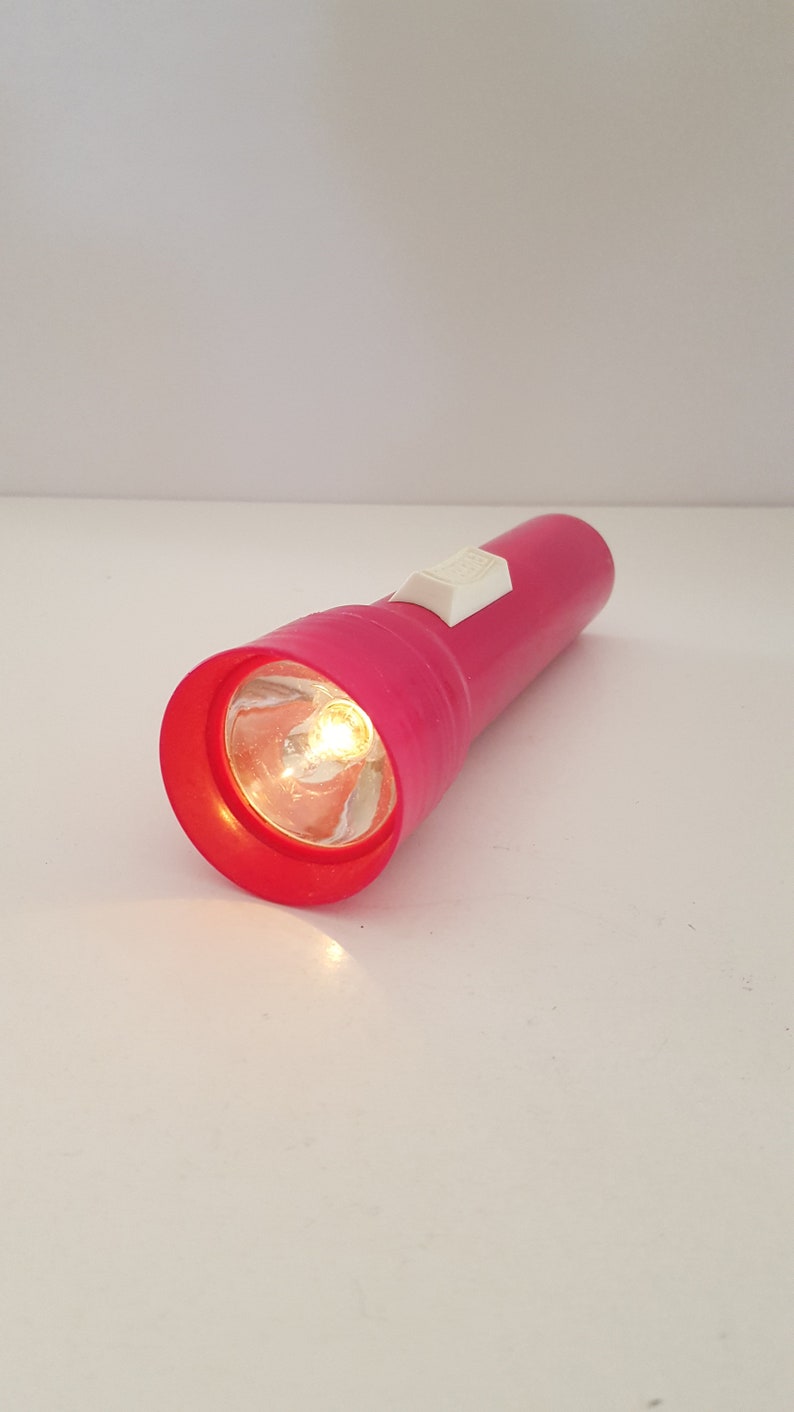 Vintage Circa 1990's Plastic Eveready Working Flashlight - Etsy