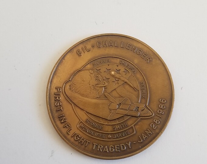 Vintage Souvenir Medallion/coin Space Shuttle Challenger First Inflight ...