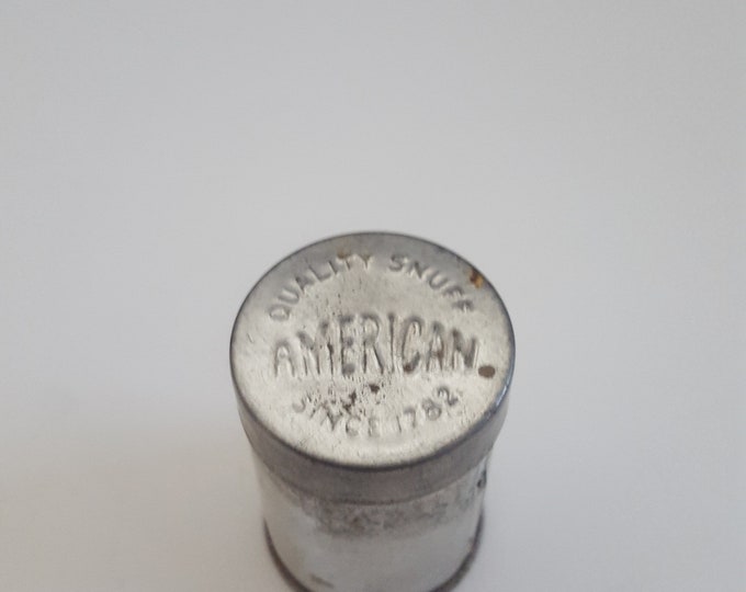 Vintage Circa 1960's American Quality Snuff Since 1782, Embossed Tin ...