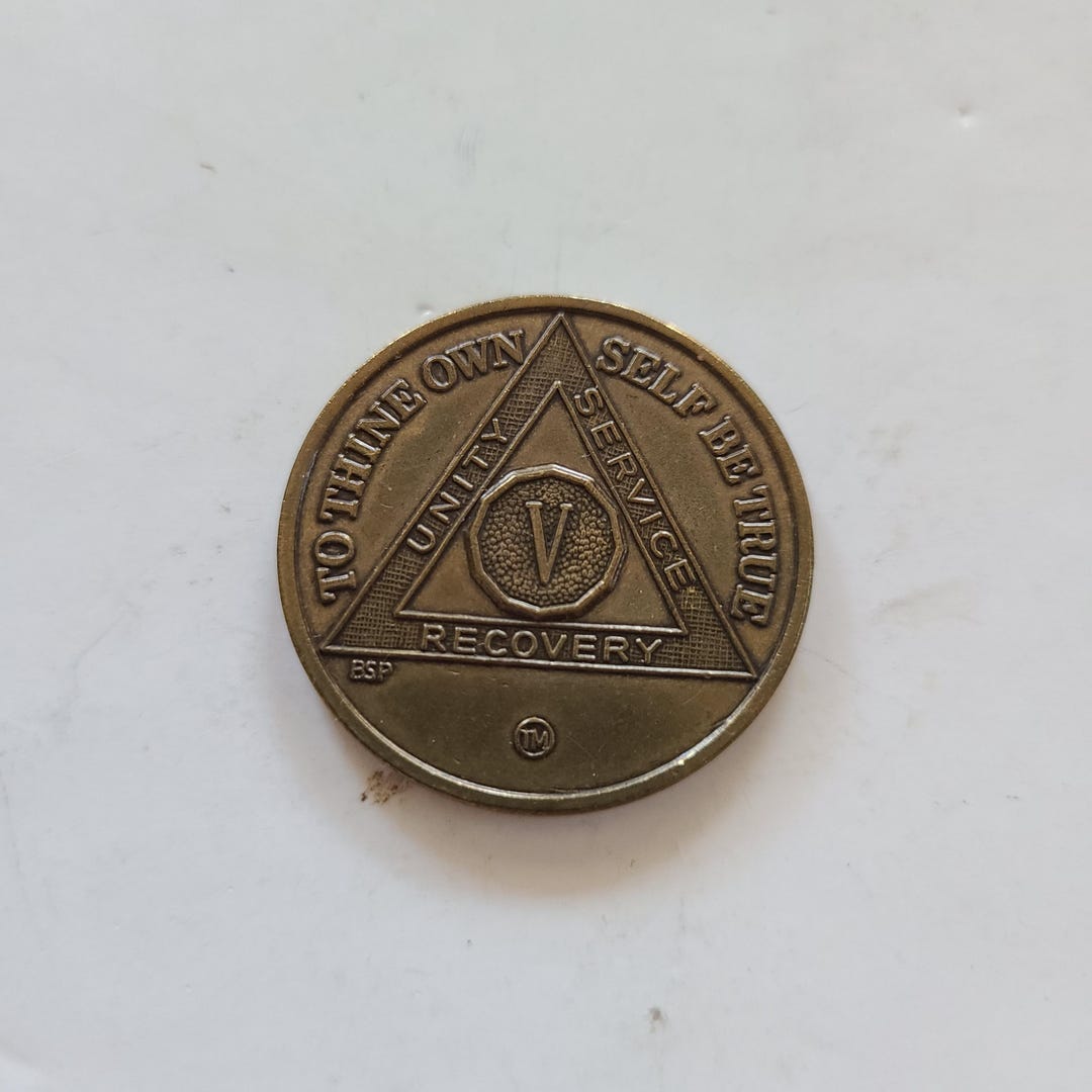 Vintage Alcoholics Anonymous Serenity Prayer Sobriety Coin 5 Years ...