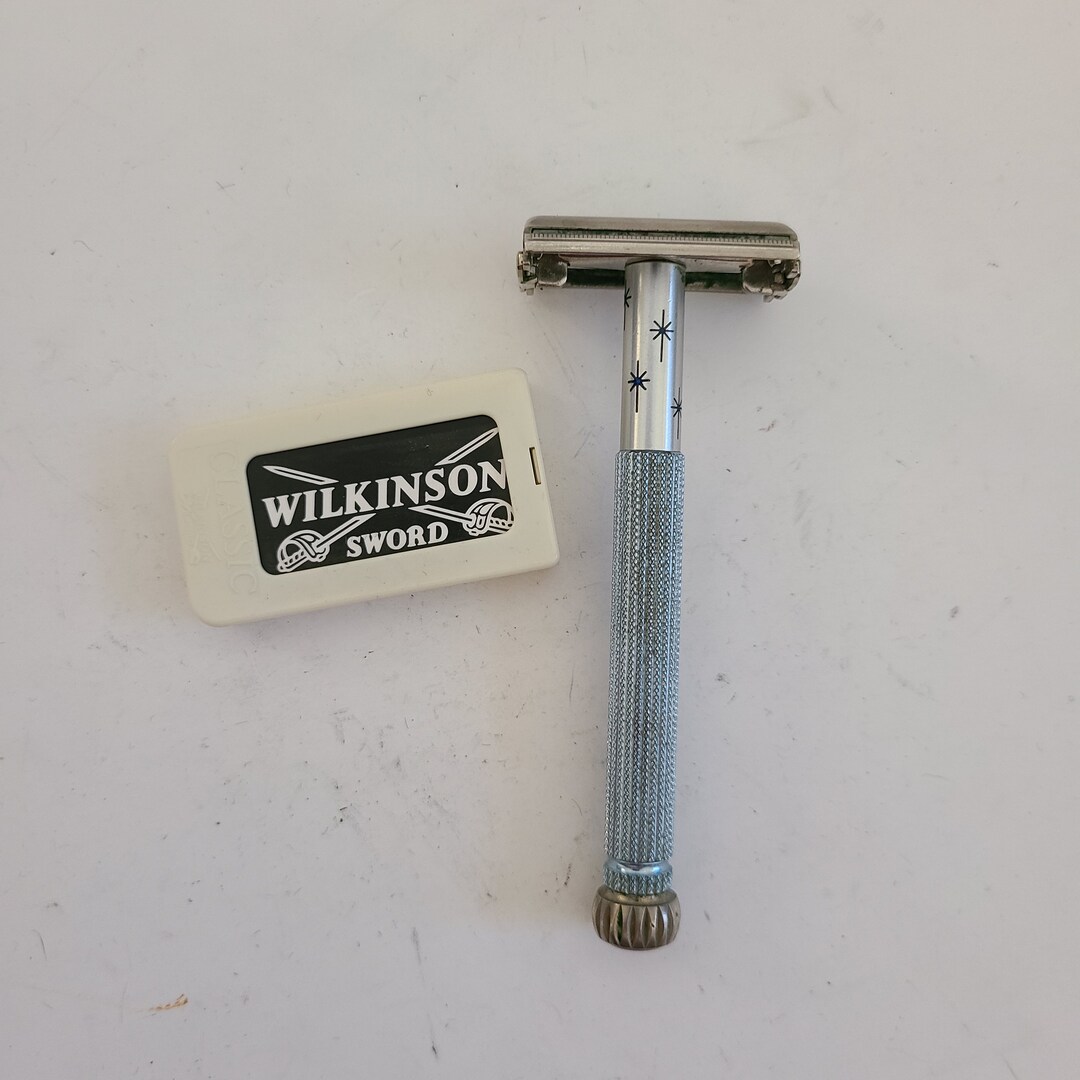 Vintage 1966 date Code L1 Lady Gillette Double Edged Safety Razor, Blue ...