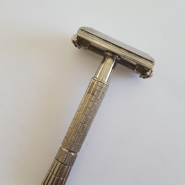 Gillette Razor - Etsy