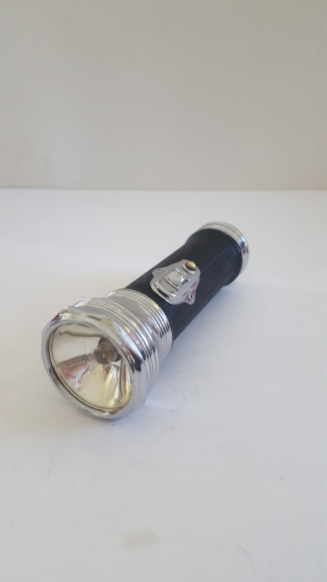 Vintage 1939 Winchester D Cell Flashlight: Display Prop - Etsy