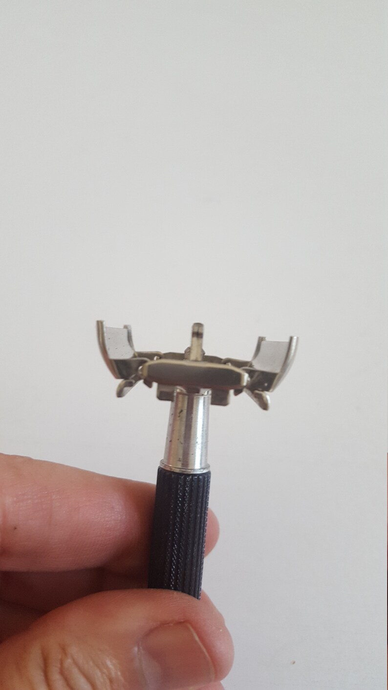 Vintage Gillette Safety Razor Date Code O1 1969 Turn to - Etsy