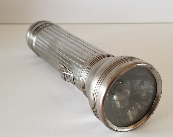 Vintage Circa 1932 Bright Star Flashlight Model 57 in Working Condition ...
