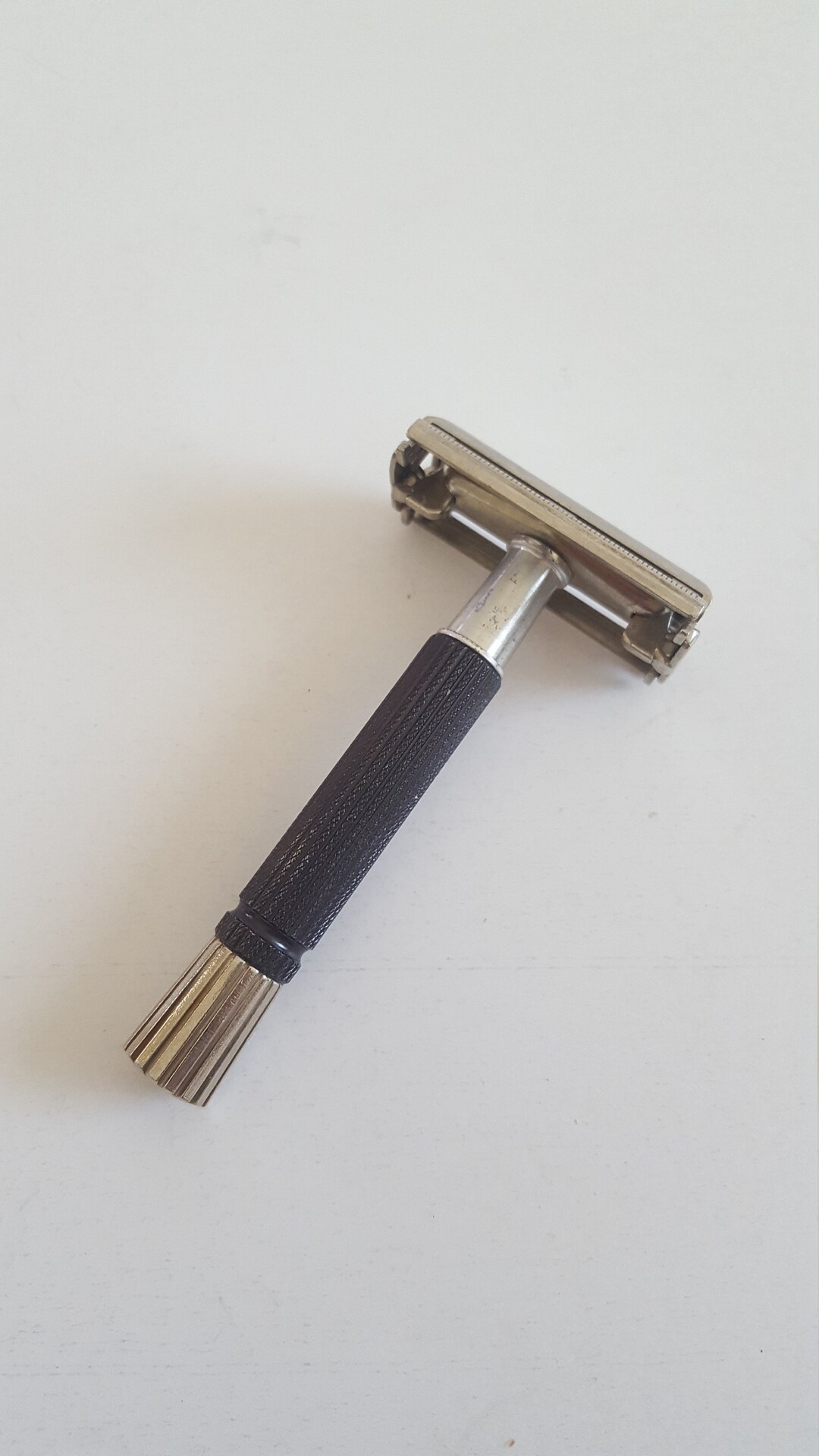 Vintage Gillette Safety Razor, Date Code O1 (1969) Turn to Open (TTO ...