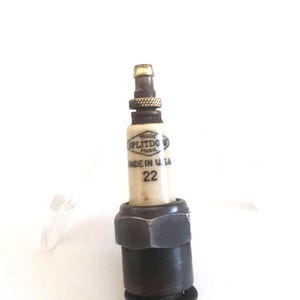 Antique Circa 1921 Splitdorf No.22 Spark Plug Made in USA Nice ...