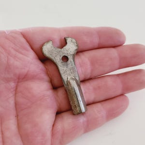 Vintage Rolled Steel Roller Skate Key, Unmarked Alternate Style Over ...